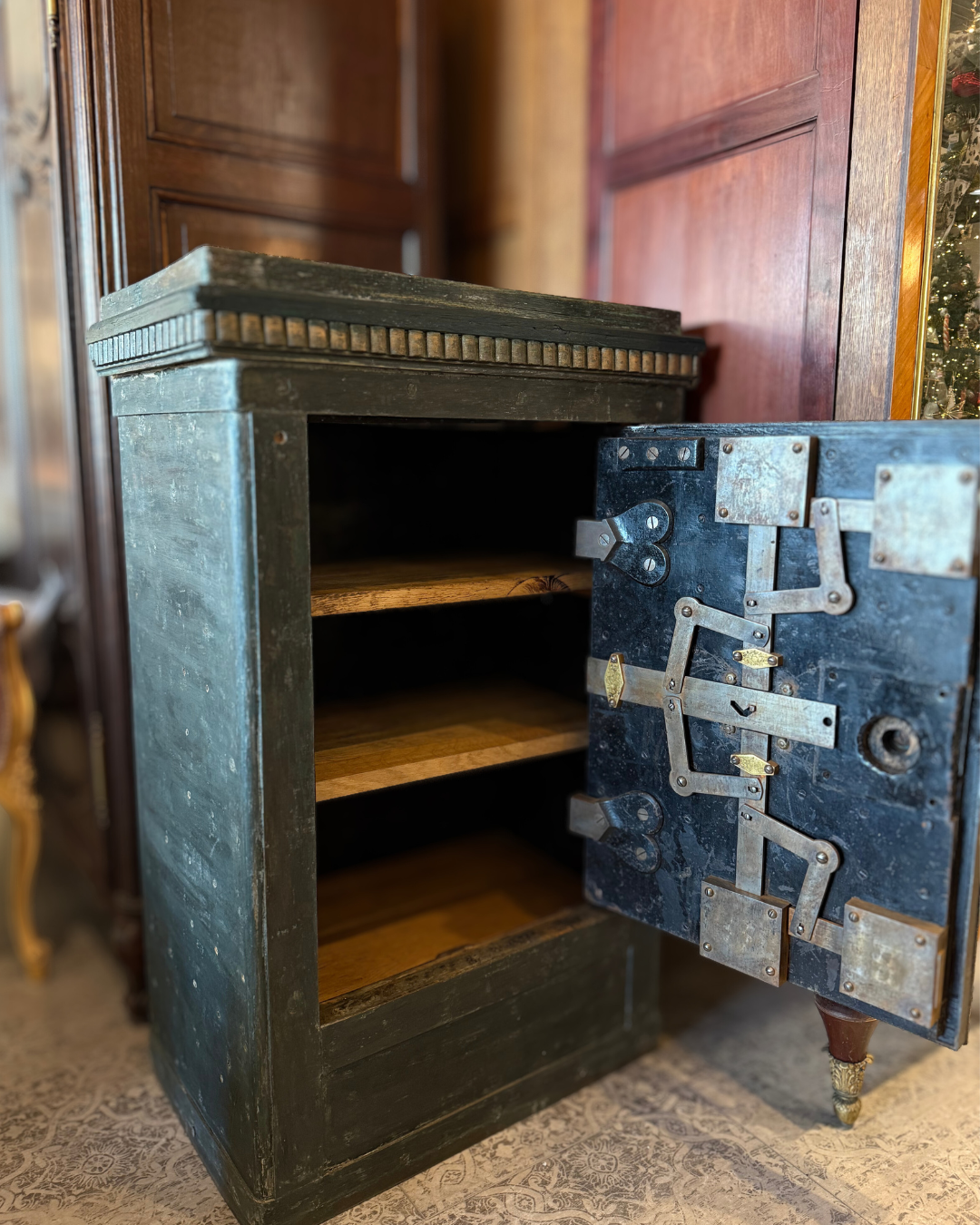 Antique 19th Century Oak & Steel Safe Chest – Belle Maison Store